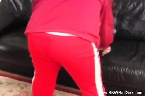 Amateur Big Beautiful Woman Bbw Gets Her Butt Spanked Eporner