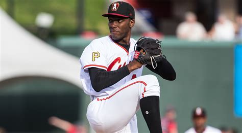 Profile Taylor Hearn Around The Curve