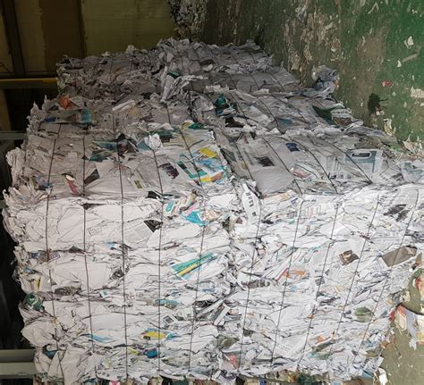 White Plain Notebook Waste Paper Scrap For Used For Recycling 130gsm