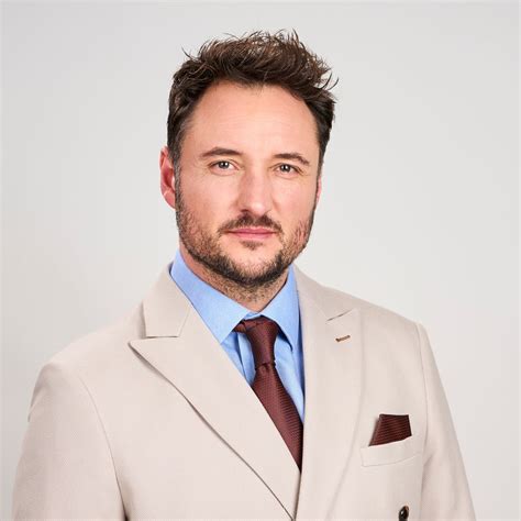 Inside Natalie Cassidys Home Life And Reason She Hasnt Married