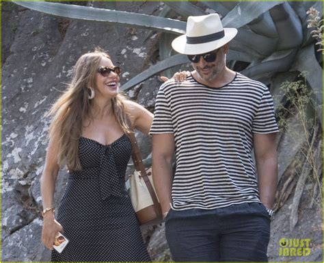 Sofia Vergara And Joe Manganiello Kiss Look So Happy On Vacation In