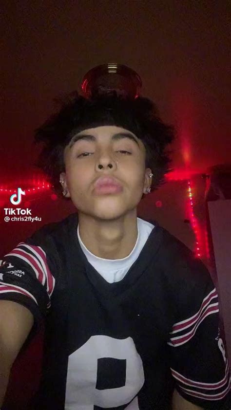 Pin By Amy On Cute Edgars Video Cute Celebrity Guys Cute Guys