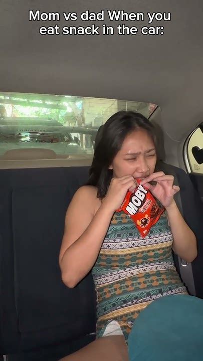 Mom Vs Dad When You Eat In The Car Funnyphoto Funny Humorvibes