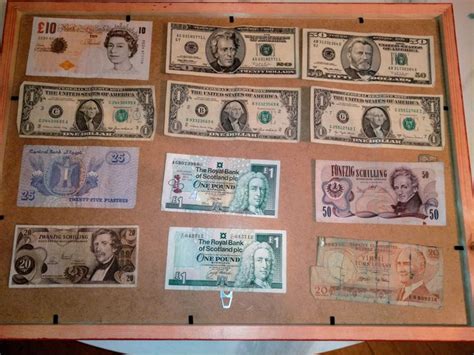 World 61 Banknotes Mini Assegni Various Dates No Reserve Price