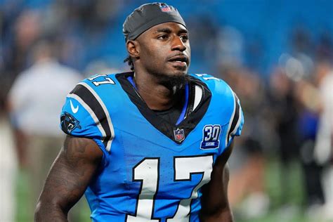 Nfl Sees Franchise Wide Receiver Appear In Extremely Sexual Video With