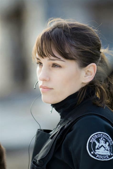 Flashpoint Season 4 ~ Amy Jo Brasil Amy Jo Johnson Fansite