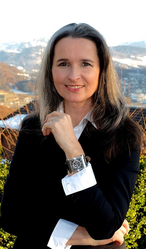 Yvette Estermann Ist Für National Und Ständerat Nominiert