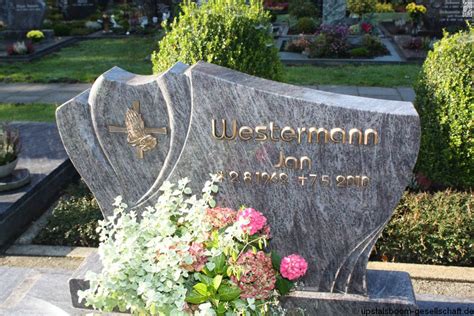 Grab Von Jan Westermann 02 08 1962 07 05 2010 Friedhof Ihlowerfehn
