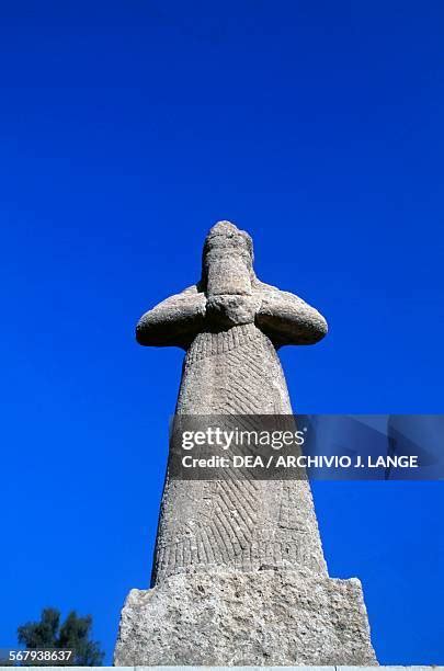 Statue Of Hammurabi Photos And Premium High Res Pictures Getty Images
