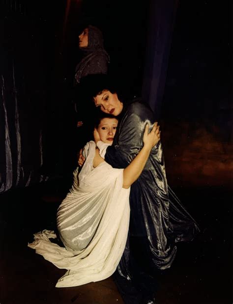 Ladies In A Maze Encompass New Opera Theatre