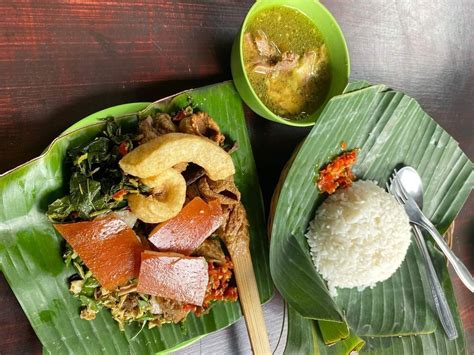 Babi Guling Pedas Warung Anyar Tanah Lot Kabar Bali