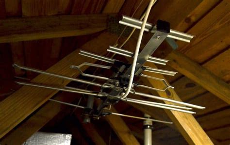 The Best Attic Antenna Options What To Look For And Best Ones ⋆ Updweller