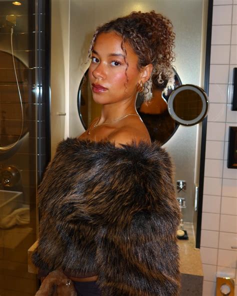 Adrianna Learmann Quick Before The Ubers Here… Instagram