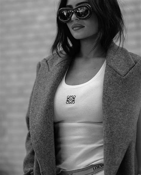Kylie Jenner In Loewe White Tank Top Kylie Tank Top Fashion Kylie
