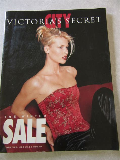 Tyra Banks Victorias Secret 1998