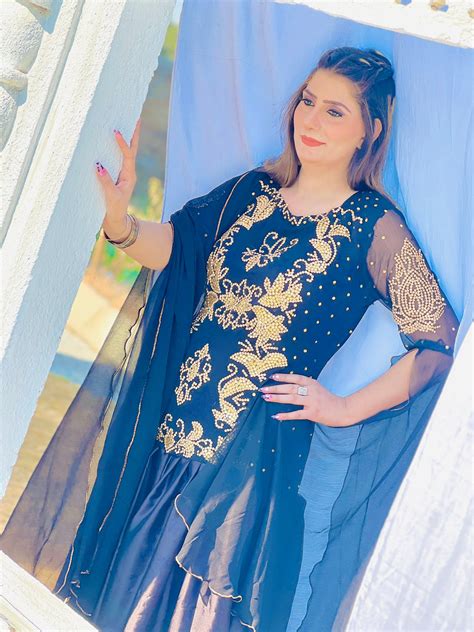 Sameena Naaz سمینہ ناز