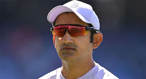 Gautam Gambhir returns to India due to family emergency