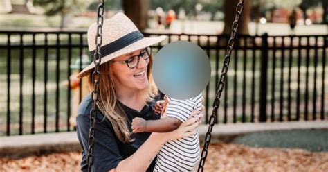 Woman Demands Fertility Clinic For Implementing The Wrong Embryo He