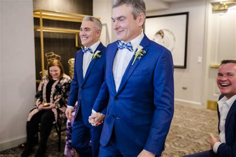 Columbus Ohio Lgbtq Micro Wedding At Hotel Leveque Jeff Dave Amy