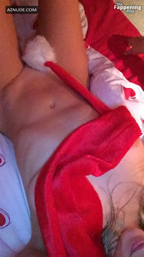 Sigrid Bernson Sexy And Nude Photos Seducing Her Hot Pussy And Showing
