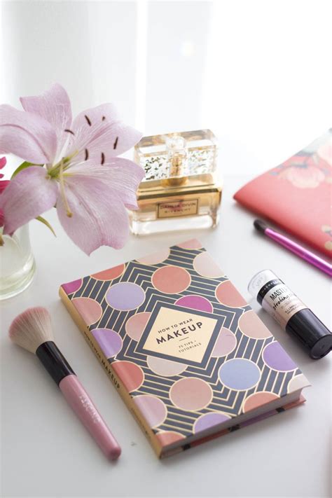 Make Up Book Up Book