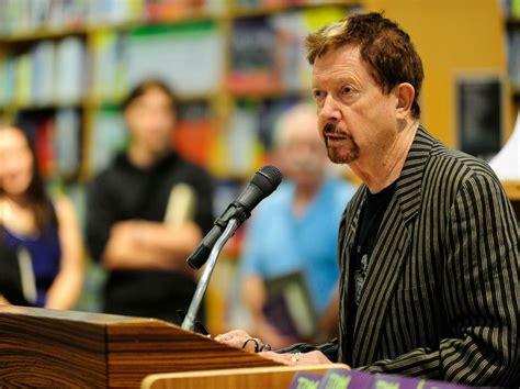 Bestselling Novelist Tom Robbins Dies At 92 Waer