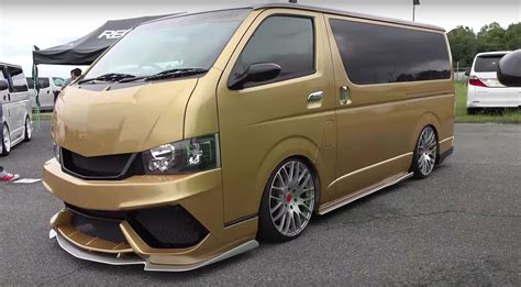 Two Toyota Hiace Vans Get Lamborghini Bumpers And Paint Autoevolution