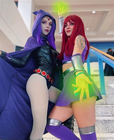 Cosplay Raven And Starfire Cosplay At Comic Con Rdccomics