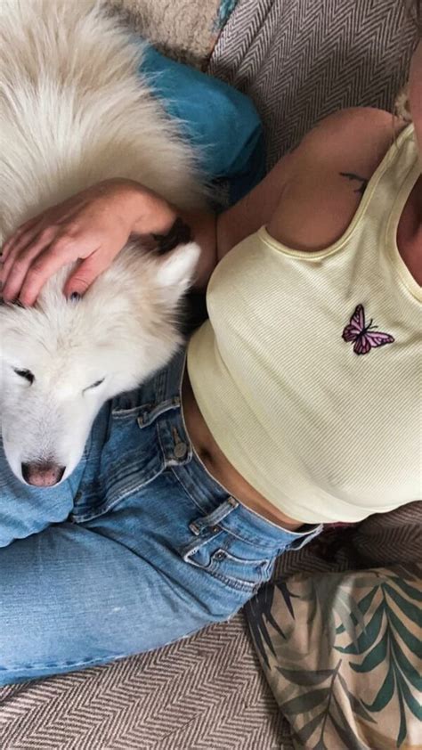 22 Sexy Girls Who Hate Wearing Bras Barnorama