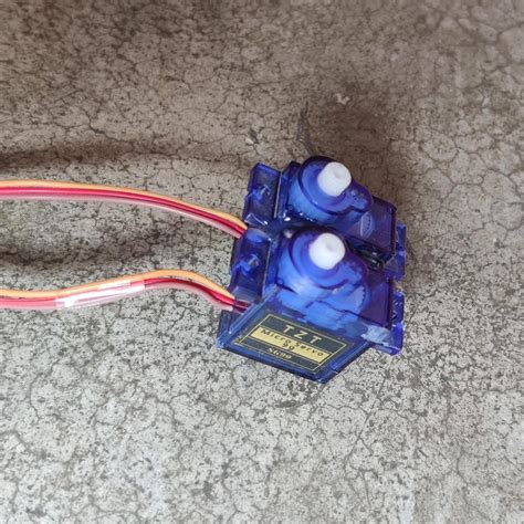 Parallel Arm 2d Plotter Using Servos Ver I 6 Steps Instructables