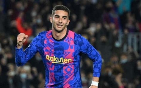 Equipe Da Premier League Avança Por Ferrán Torres E Vlahovic Para A