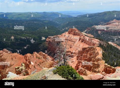 Cedar Breaks National Monument With Snow In Cedar City Utah Usa Stock