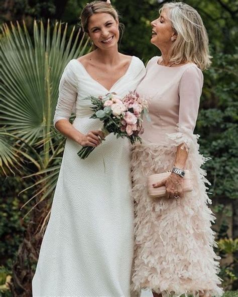 Golden Ladies Style On Instagram What To Wear On Your Sondaughters