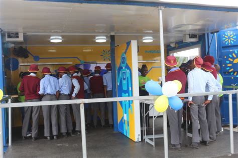 National Nul Sparks Science Curiosity With Merck Cube The National