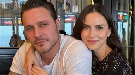 Hudutsuz Sevdanın Kaanı Burak Çelik Nişanlısı Ece Bayrakla Evlendi