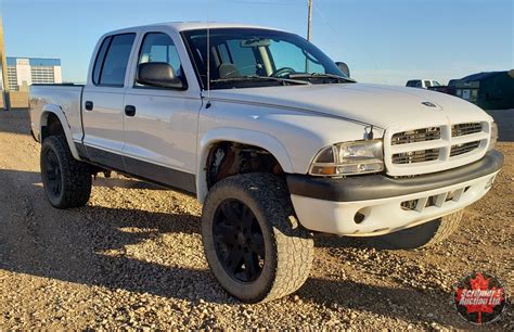 2002 Dodge Dakota 4x4 Magnum V8 4dr Crew Cab