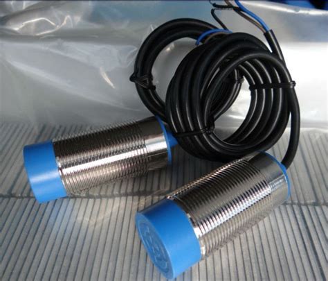 Manufacturer Original Sales Mm Diameter Inductive Proximity Sensor CE Approval Low Cost View