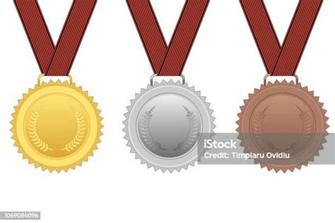 골드 실버 및 브론즈 메달 흰색 배경에 고립의 집합입니다 경쟁에 대한 스톡 벡터 아트 및 기타 이미지 경쟁 금 금속 금색 Istock