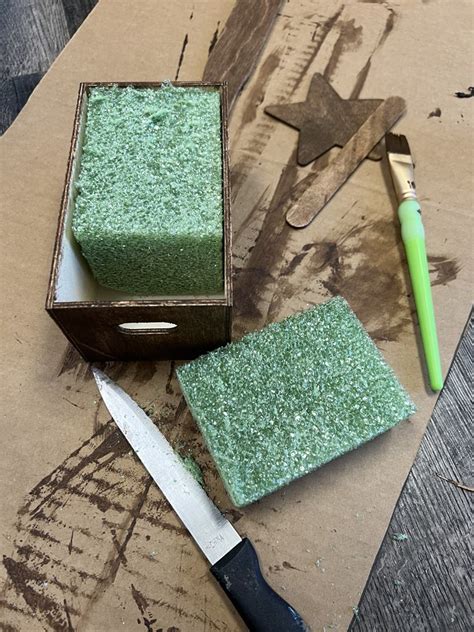 Diy Tree Made Out Of Cardboard The Shabby Tree