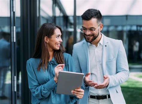 How To Conduct A Performance Review Tips And Best Practices