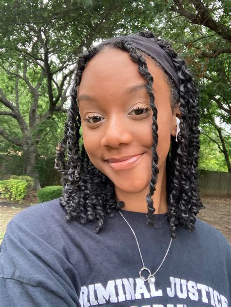 Passion Twist Hairstyle In 2025 Twist Hairstyles Headband Hairstyles Natural Hair Braids