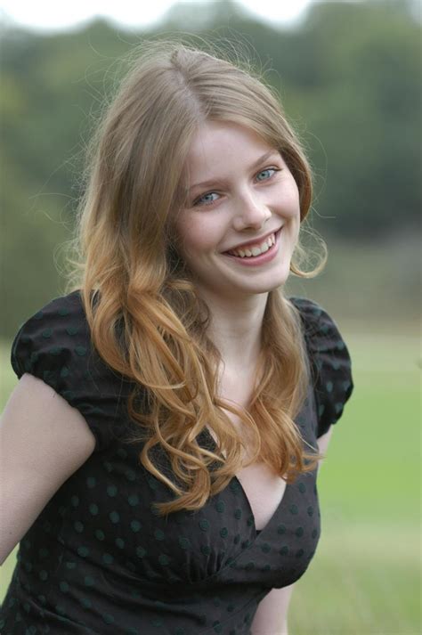 British Actress Rachel Hurd Wood Hairstyles She Girls Beauty Salon