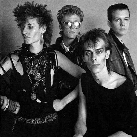 Bauhaus Fotos De Banda Danielle Dax Estilo Punk Rock