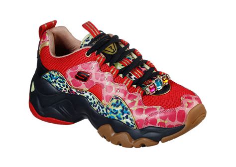 En 1999 Britney Spears Estrena Las Zapatillas Chunky De Skechers