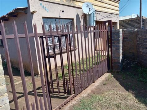 2 Bedroom House For Sale Evaton 1vt1703566 Pam Golding Properties