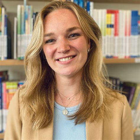 Julie Wiegant Verkoopmedewerker Broodafdeling Albert Heijn Linkedin