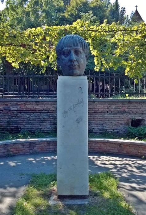 მერაბ ბერძენიშვილი დიდი ქართველი მოქანდაკე