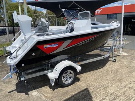 Horizon Stryker Review: Family Boating At It’s Best - Coorparoo Marine