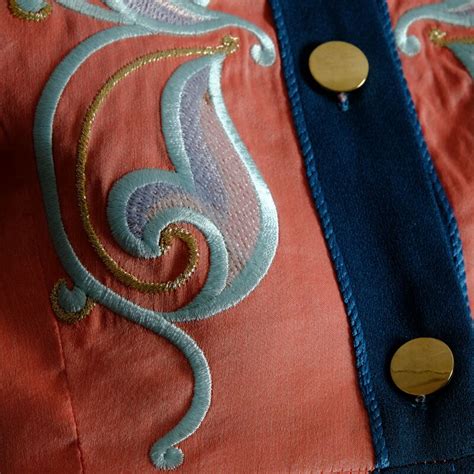 Megi Ge On Linkedin სადღესასწაულო კაბა დედოფალ ნათელი დადიანის სამოსის მიხედვით