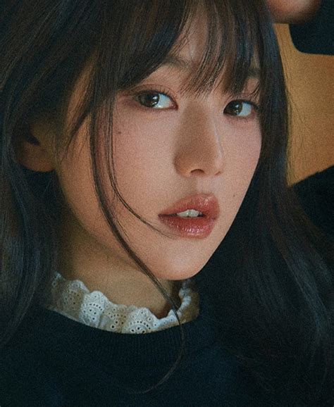 Blip 원영 로라로라 24 봄 컬렉션“3